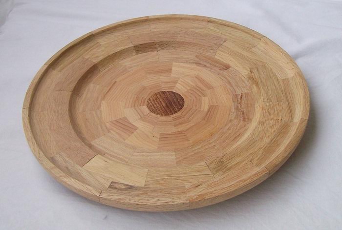 Gesegmenteerde platte schaal, English segmented platter | Woodworking.nl
